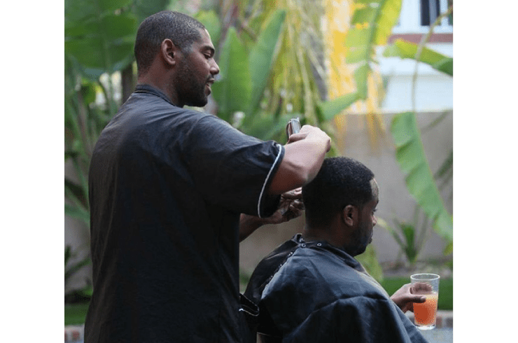 Mobile Barber App Offers Men's Haircuts in Dallas, TX 75219